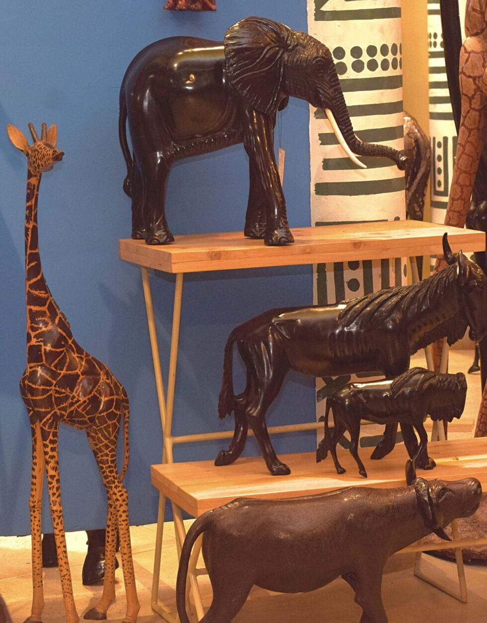 SCULPTURES & CARVINGS | African Galleria